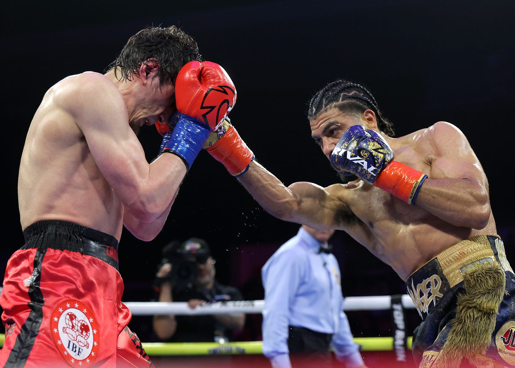 Local boxing notebook: Garcia-trained Muratalla captures a world title