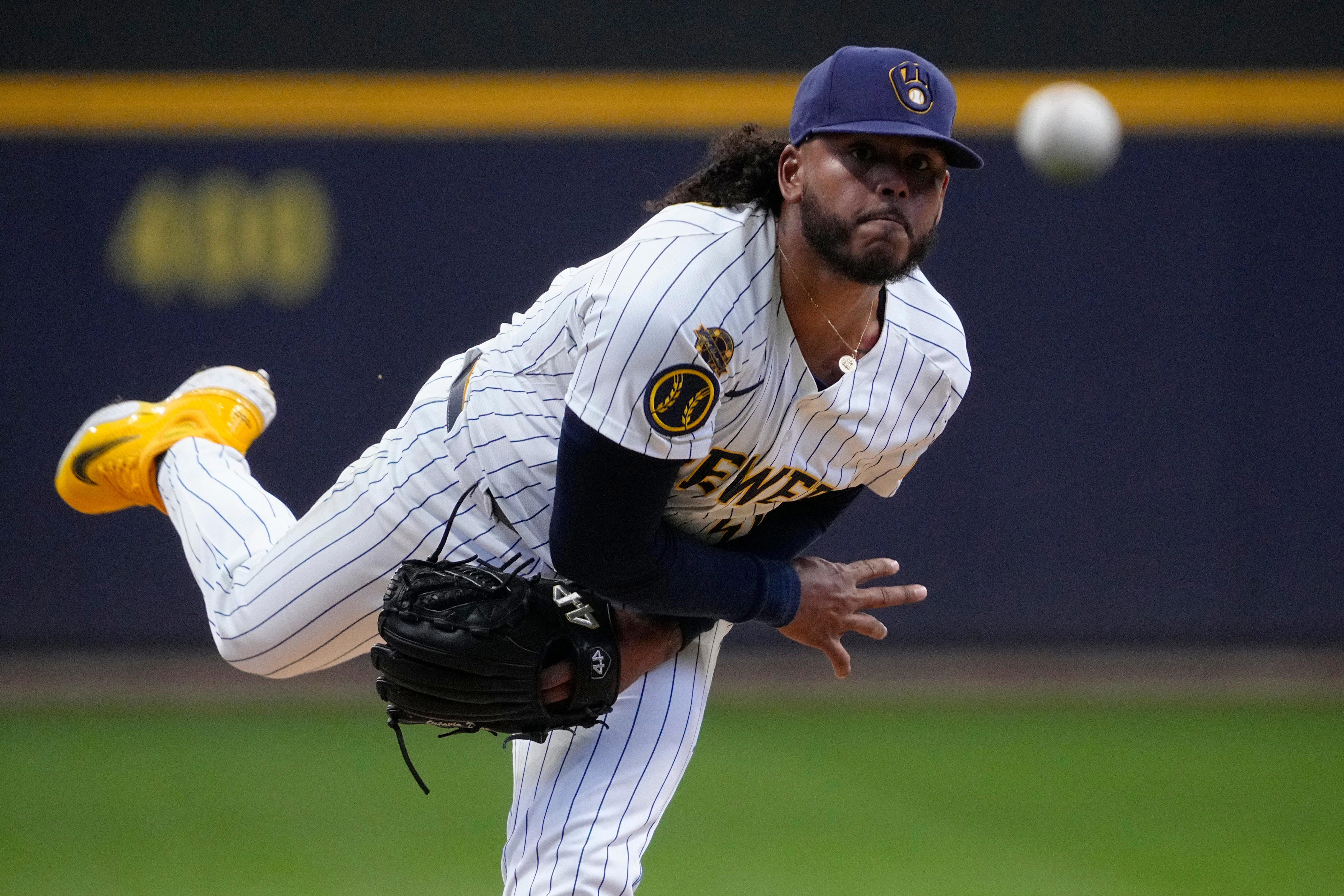What to know about the first-place battle this week in Milwaukee as the ...