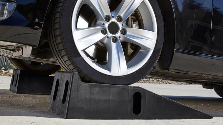 Are Harbor Freight Car Ramps Any Good? Here's What The Reviews Have To Say