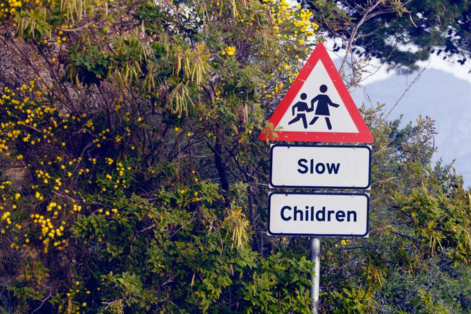 10 funny road signs worth slowing down for
