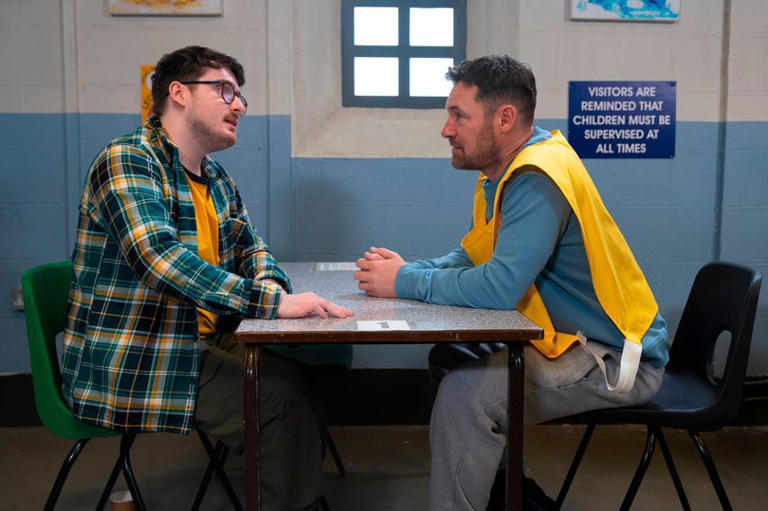 Coronation Street fans' prediction as character makes exit decision ...