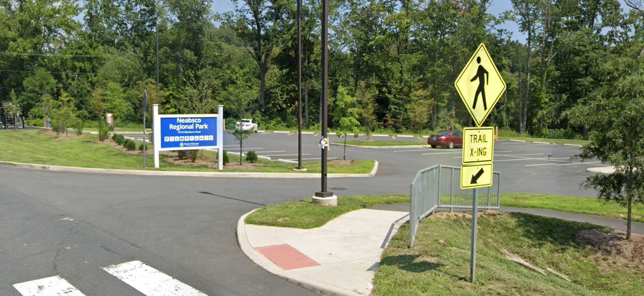 ‘Creeper On The Loose’: Man Exposes Himself To Woman At Busy Virginia ...