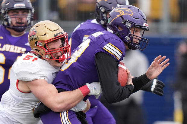 Blue Bombers second-round pick Taylor Elgersma signs with the Green Bay ...