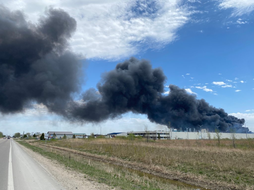 Winnipeg fire crews say structures destroyed after wildland fire in ...