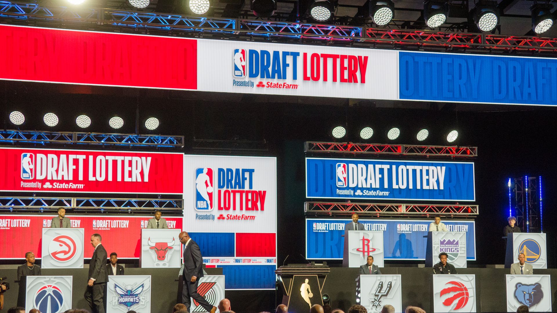 Chat: 2025 NBA Draft Lottery at 4:00