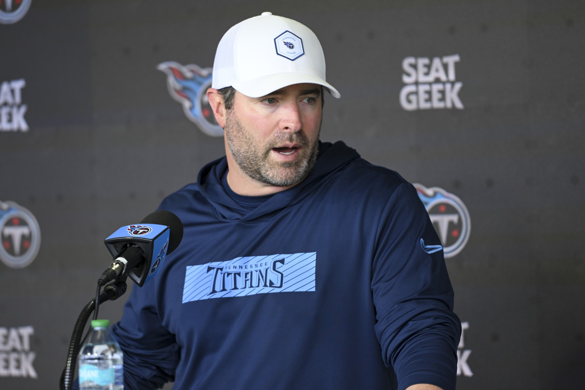 Titans HC Brian Callahan Puts L'Jarius Sneed on Notice Amid Prolonged ...