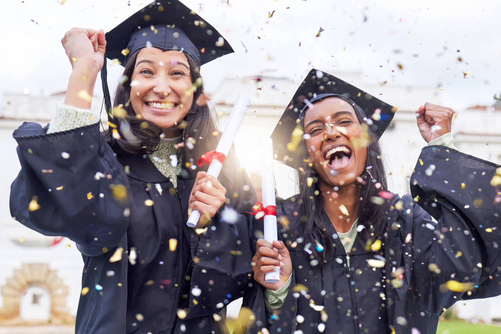 How much money to give for a graduation gift in 2026
