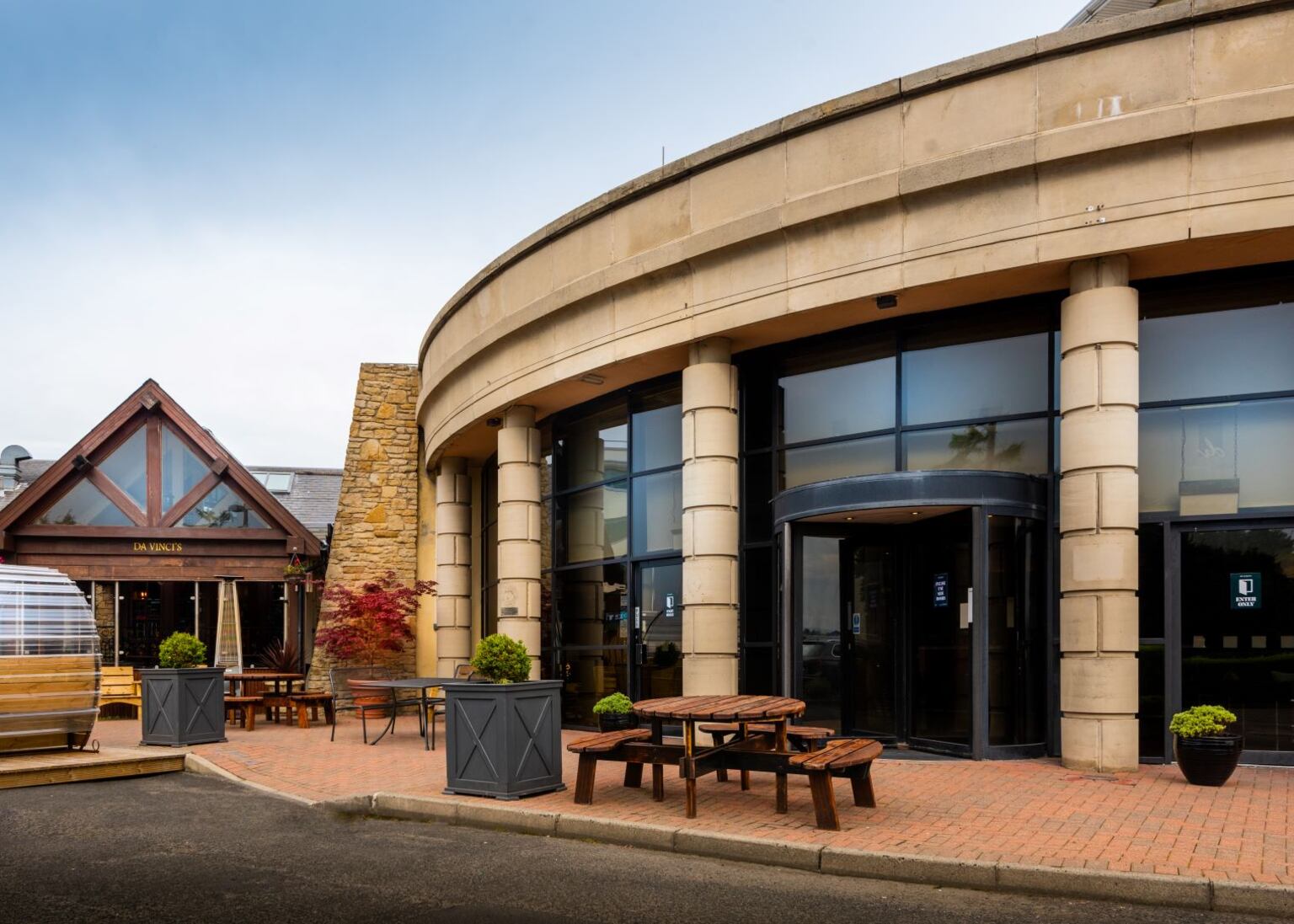 Derry hotel seeking legal advice after ‘libellous’ rumours online