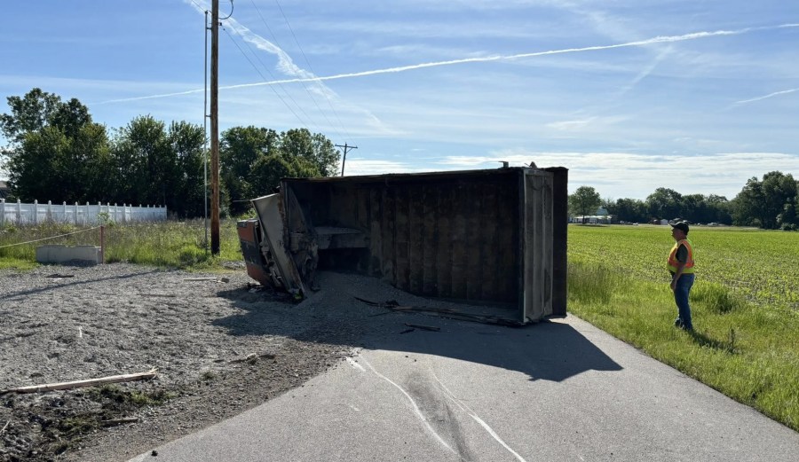 Road closes as authorities investigate southeast Kansas rollover