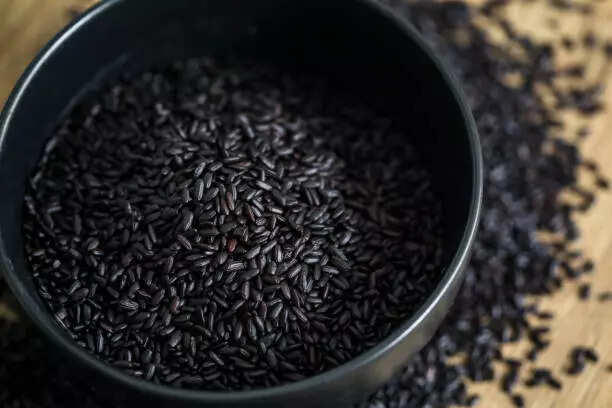 Red rice vs brown rice vs white rice vs black rice: Which one should be ...