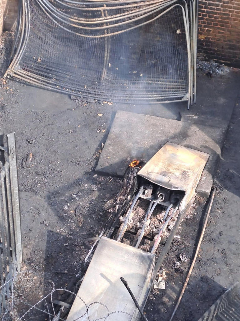 London travel news LIVE: Lioness line part suspended and severe delays ...