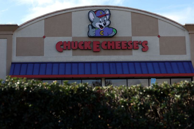 Chuck E. Cheese teams up with ice cream brand to launch exciting new ...