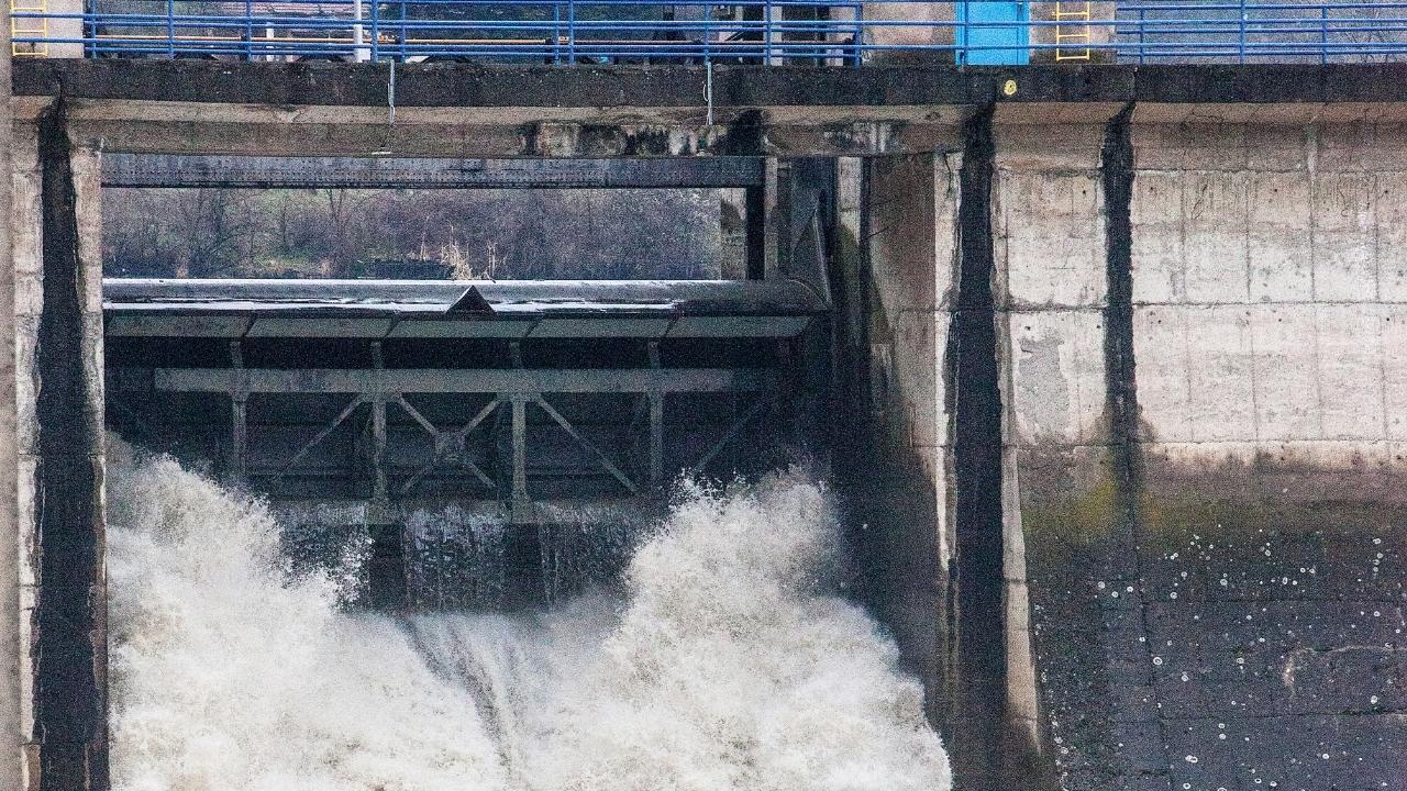 Lopez, Razon trim hydropower deal