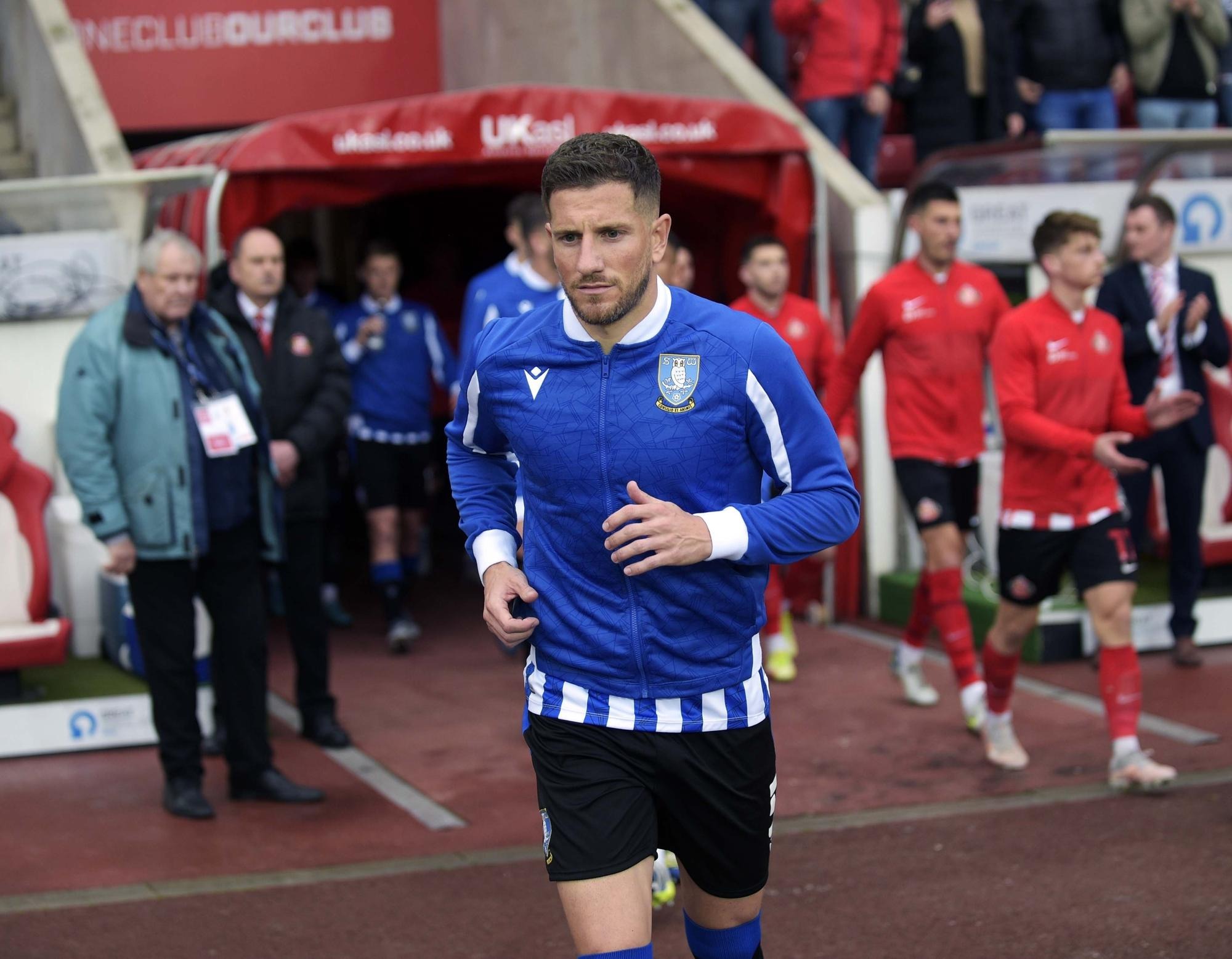 Club confirm Sheffield Wednesday fan favourite heart scare - procedure ...