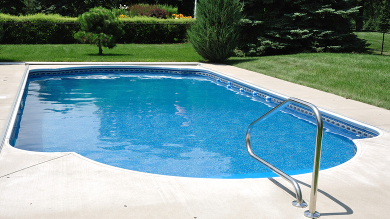 How To Prevent Your Pool From Popping Out Of The Ground When Draining It