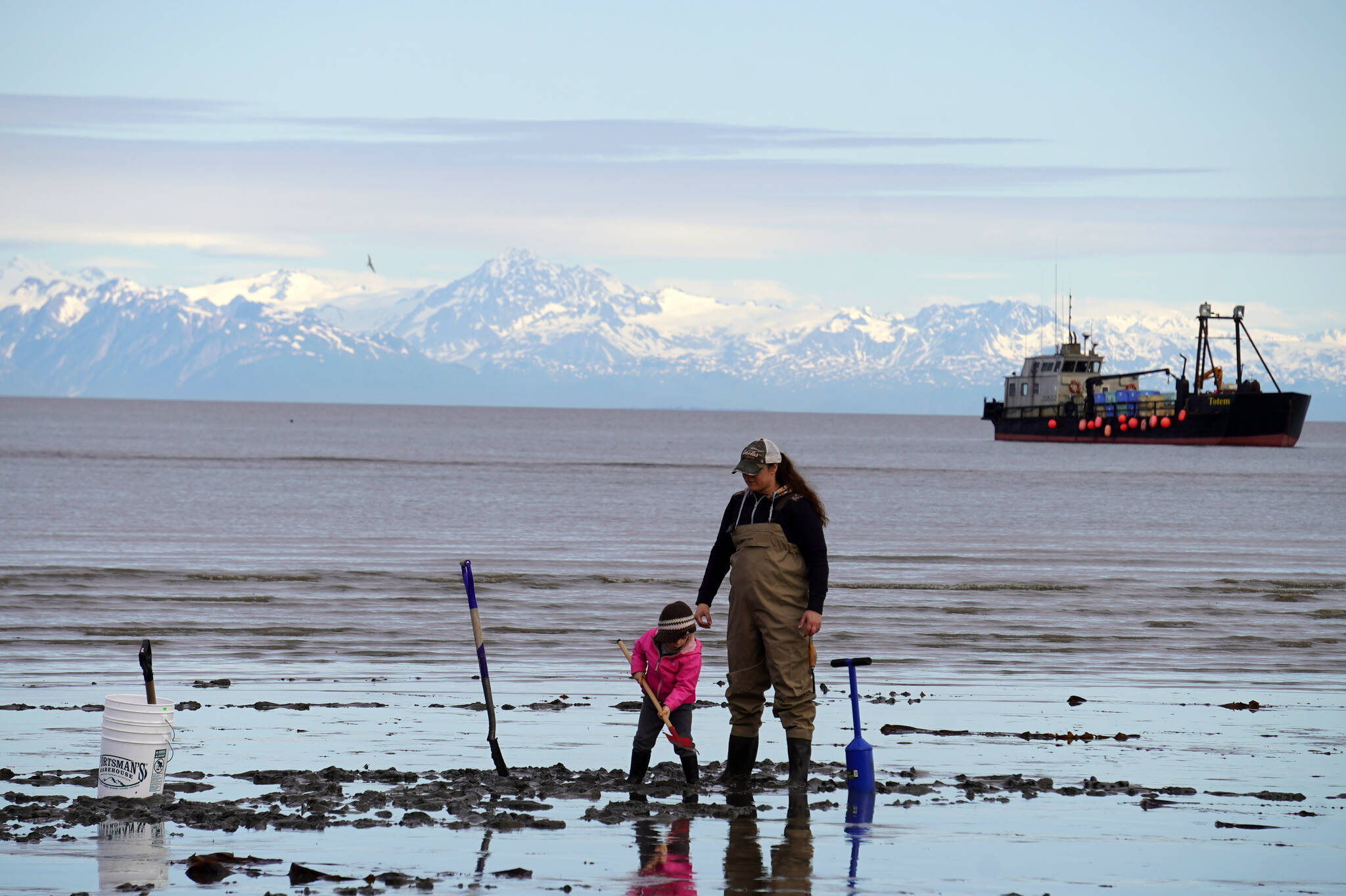 East Cook Inlet clamming to remain closed for 2025