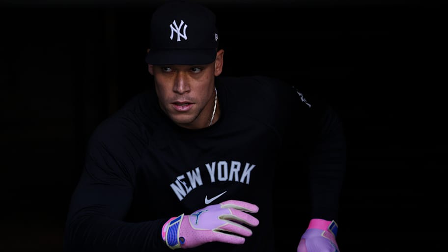 Familiarly frightening Aaron Judge injury scare can't force him from ...