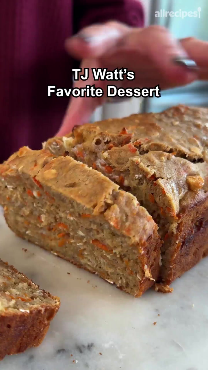 How to Make TJ Watt’s Carrot Cake Banana Bread