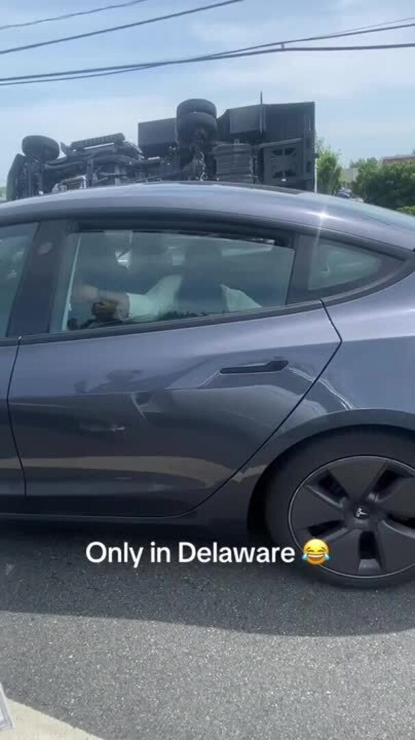 Bucket Truck Overturns After Getting Tangled in Wires