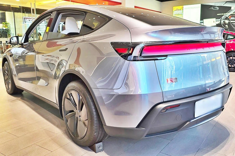 Tesla Slashes Model Y Price by $7,600 in Bid to Boost Sales