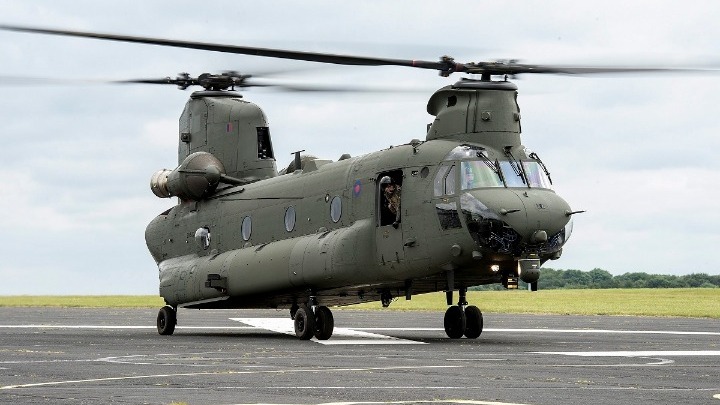 ΗΠΑ: Συμφωνία 1,4 δισ. με ΗΑΕ για ελικόπτερα Chinook και συντήρηση F16