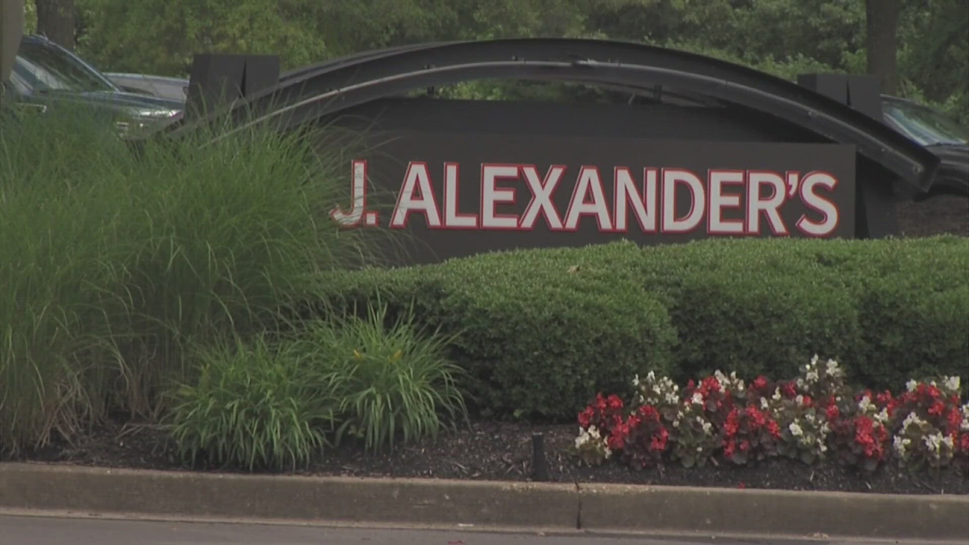 Fight breaks out at J. Alexander's on Mother's Day