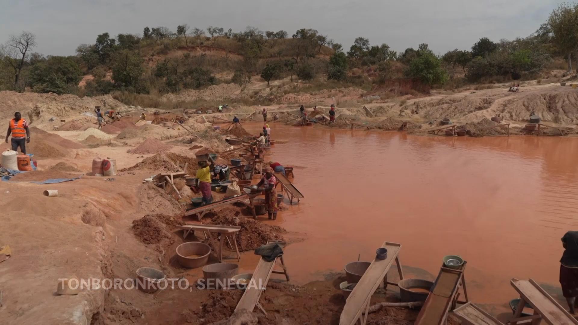 Mercury fuels gold mining in Senegal. And it’s poisoning the people who use it