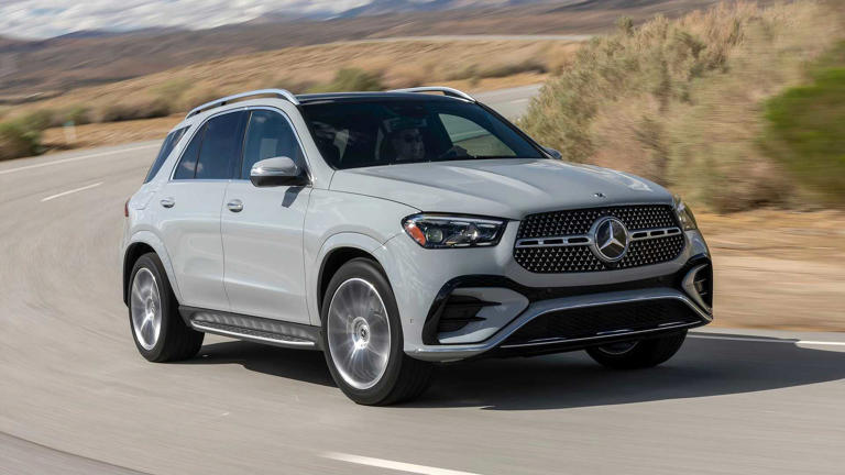 Mercedes GLE vs Lexus RX: Luxury SUV Comparison