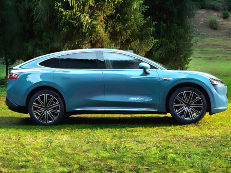 Why the R7 EREV Might Just Crush EVs, Hybrids, and Gas Cars in One Shot