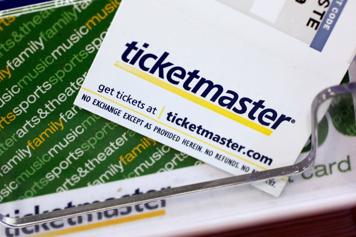 Ticketmaster promises to display extra fees more clearly