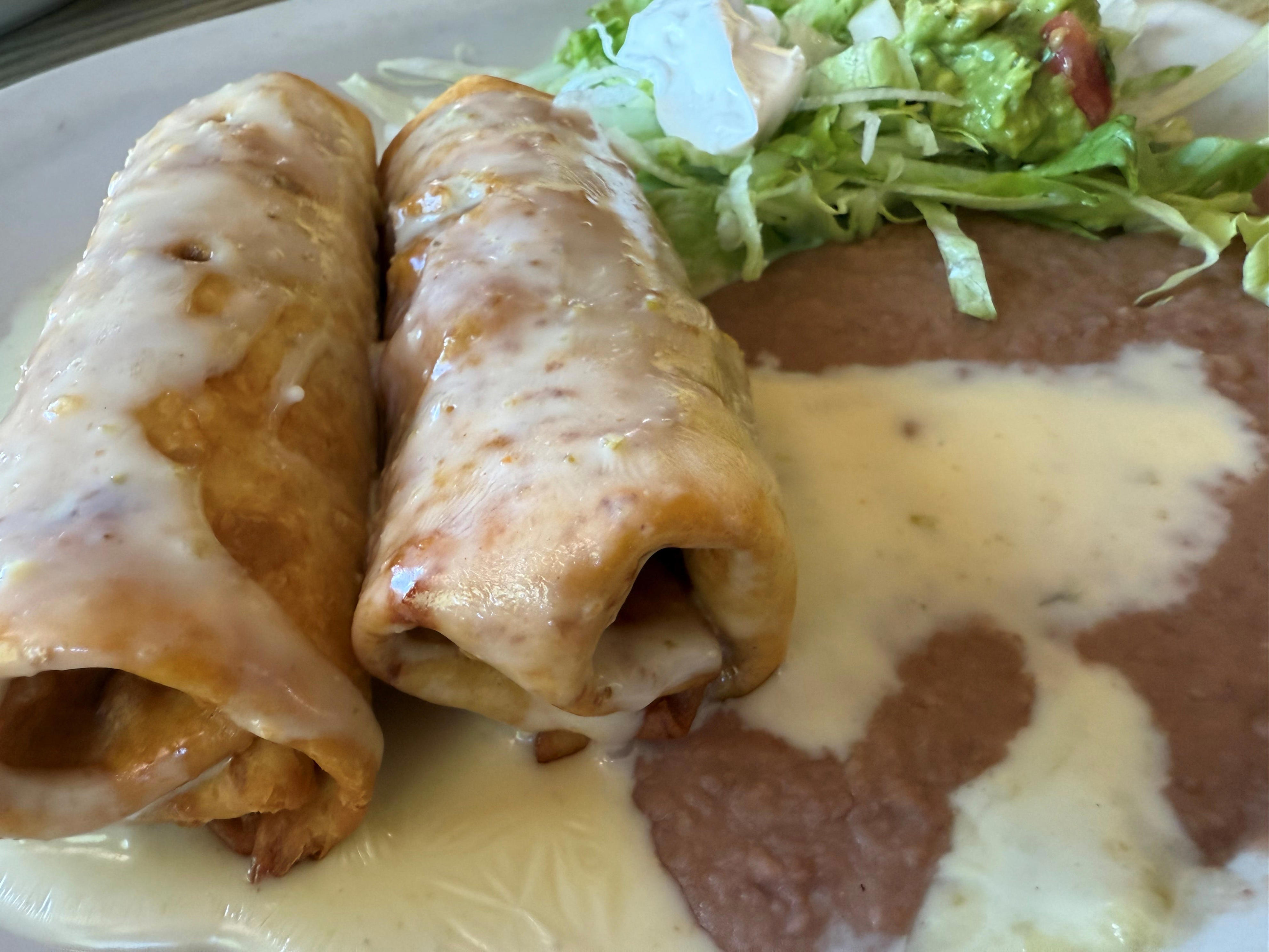 Lorenzo’s Mexican Grille offers wide variety of favorites | Grub Scout