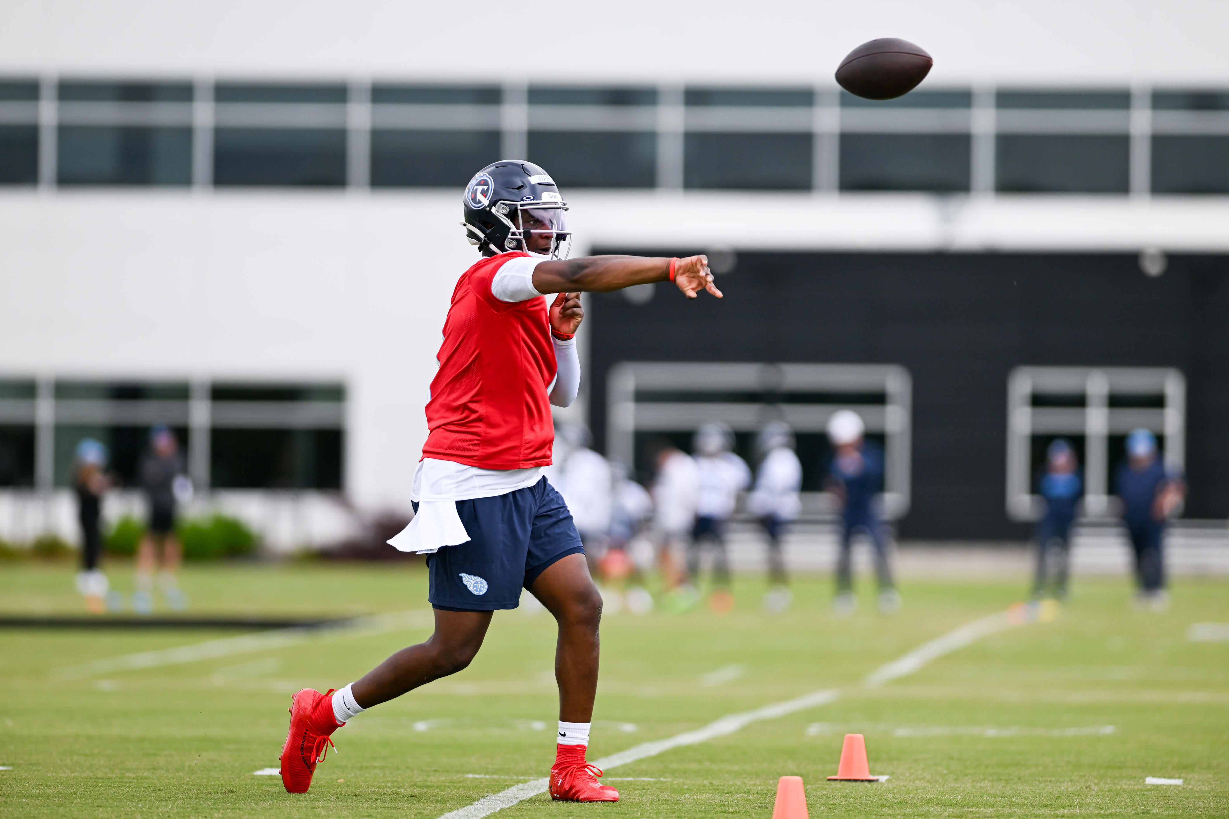 LOOK: No. 1 overall pick Cam Ward dons Tennessee Titans' uniform for ...