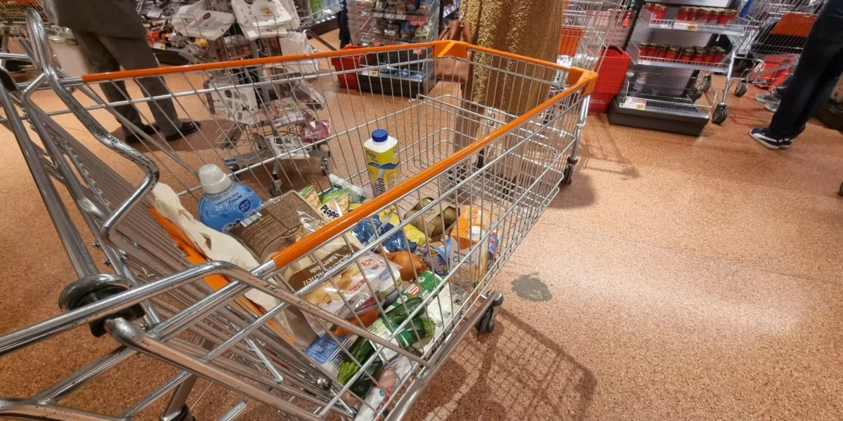 Hausverbot missachtet und Filialleiter dann mit dem Umbringen bedroht