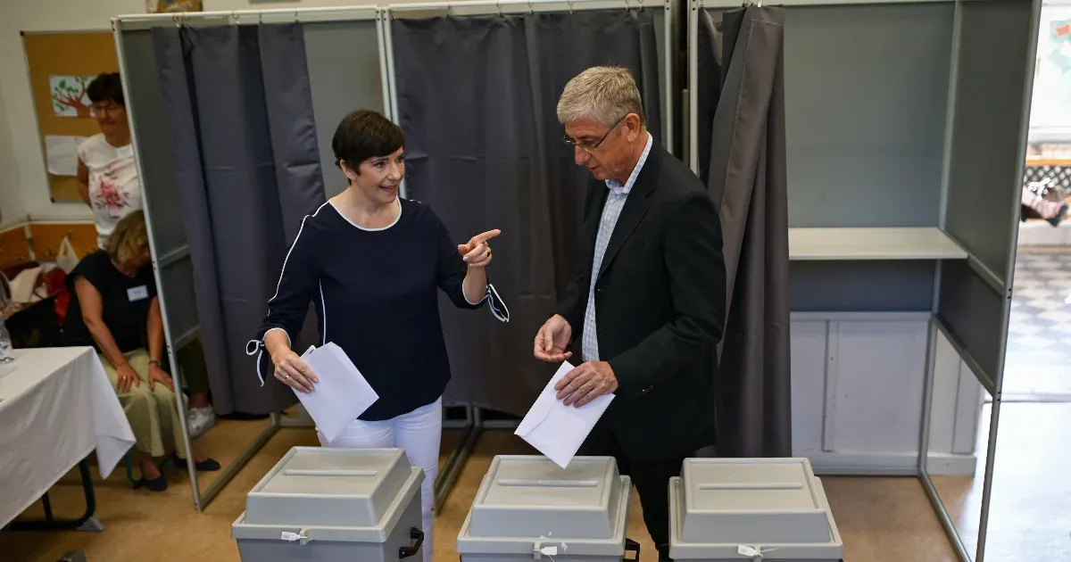 Három lakáson és egy cégen osztozkodik majd Gyurcsány Ferenc és Dobrev ...