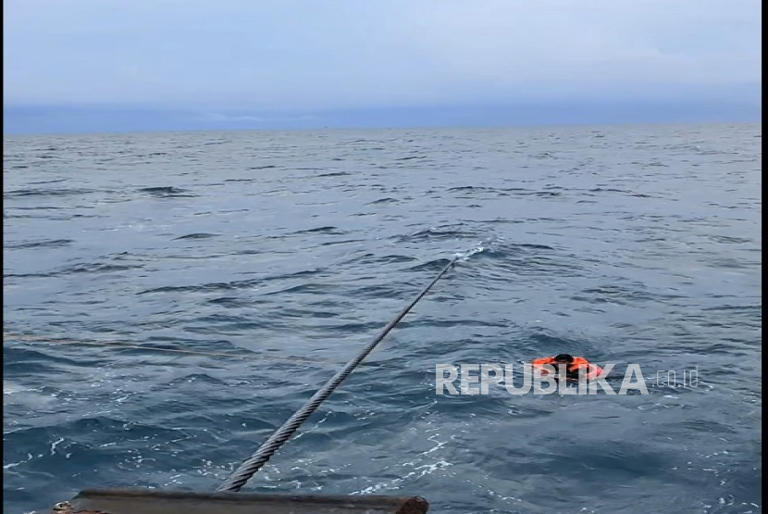 Perwira Pertamina Selamatkan Tiga Nelayan Hanyut di Perairan Kepulauan Seribu