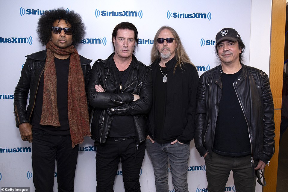 90s rock band forced to cancel tour after drummer's medical emergency