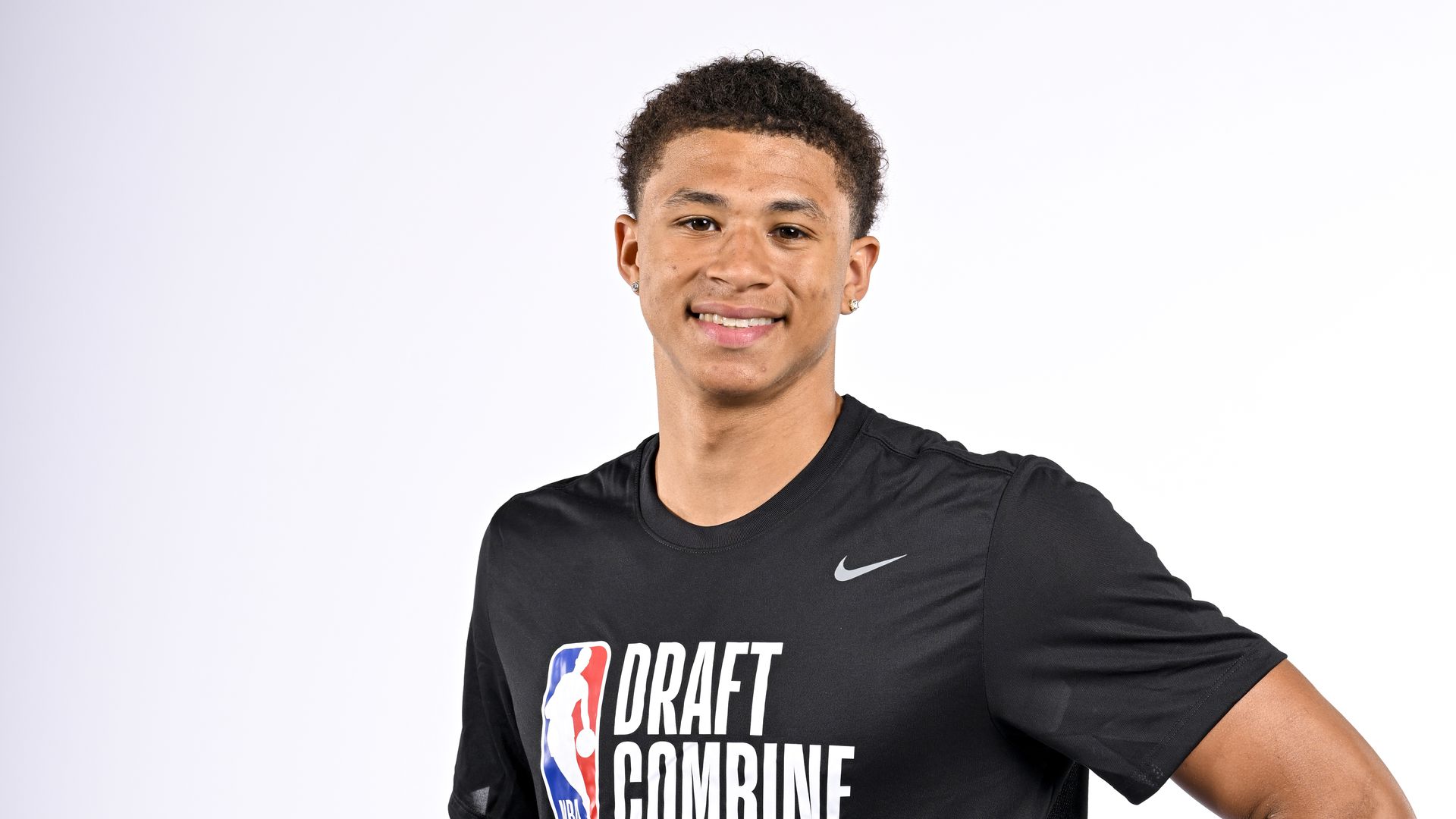 Updated NBA mock drafts have Arizona’s Carter Bryant in lottery pick ...