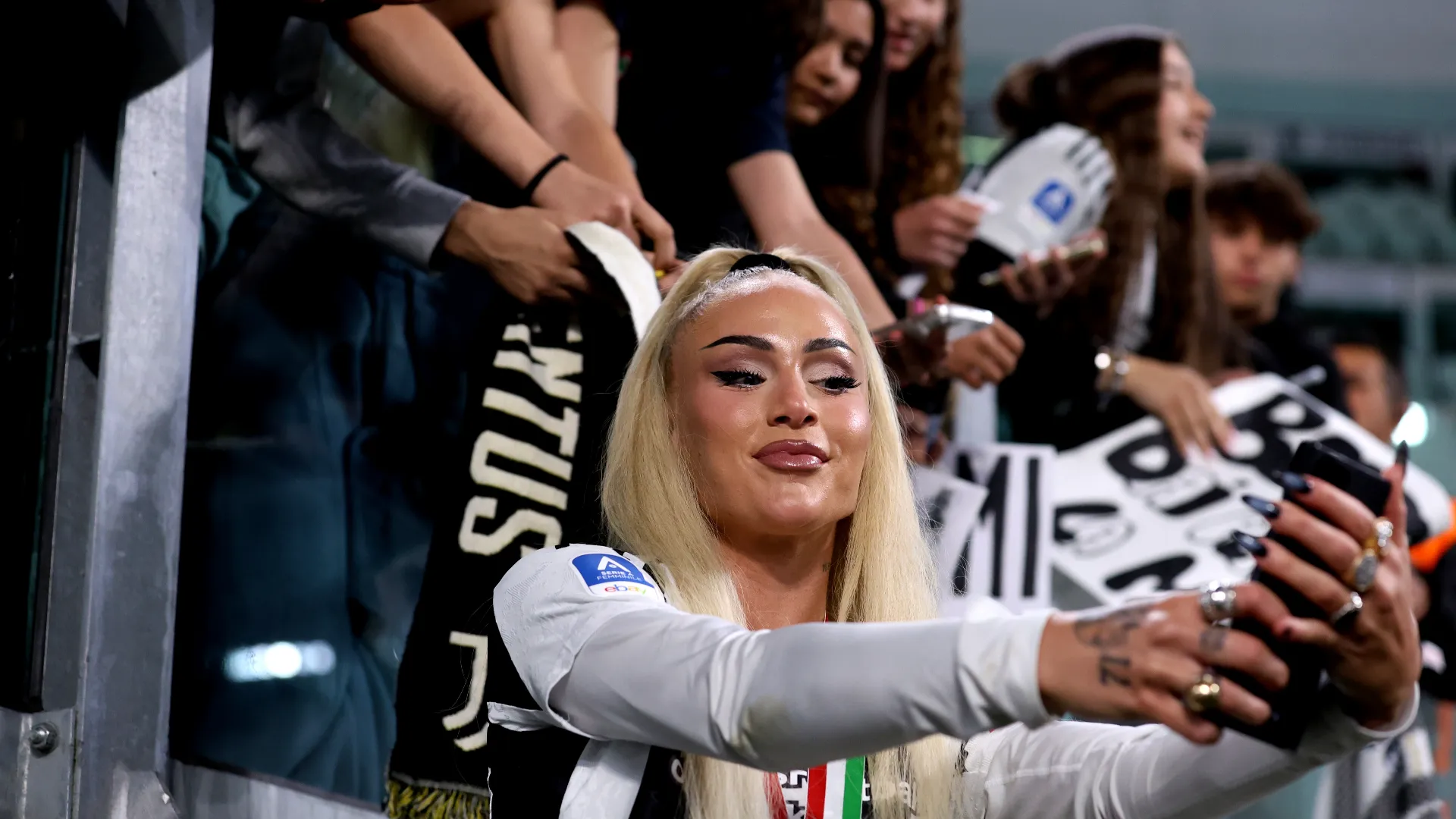 Juventus kampioen, groot feest voor Alisha Lehmann: de foto's