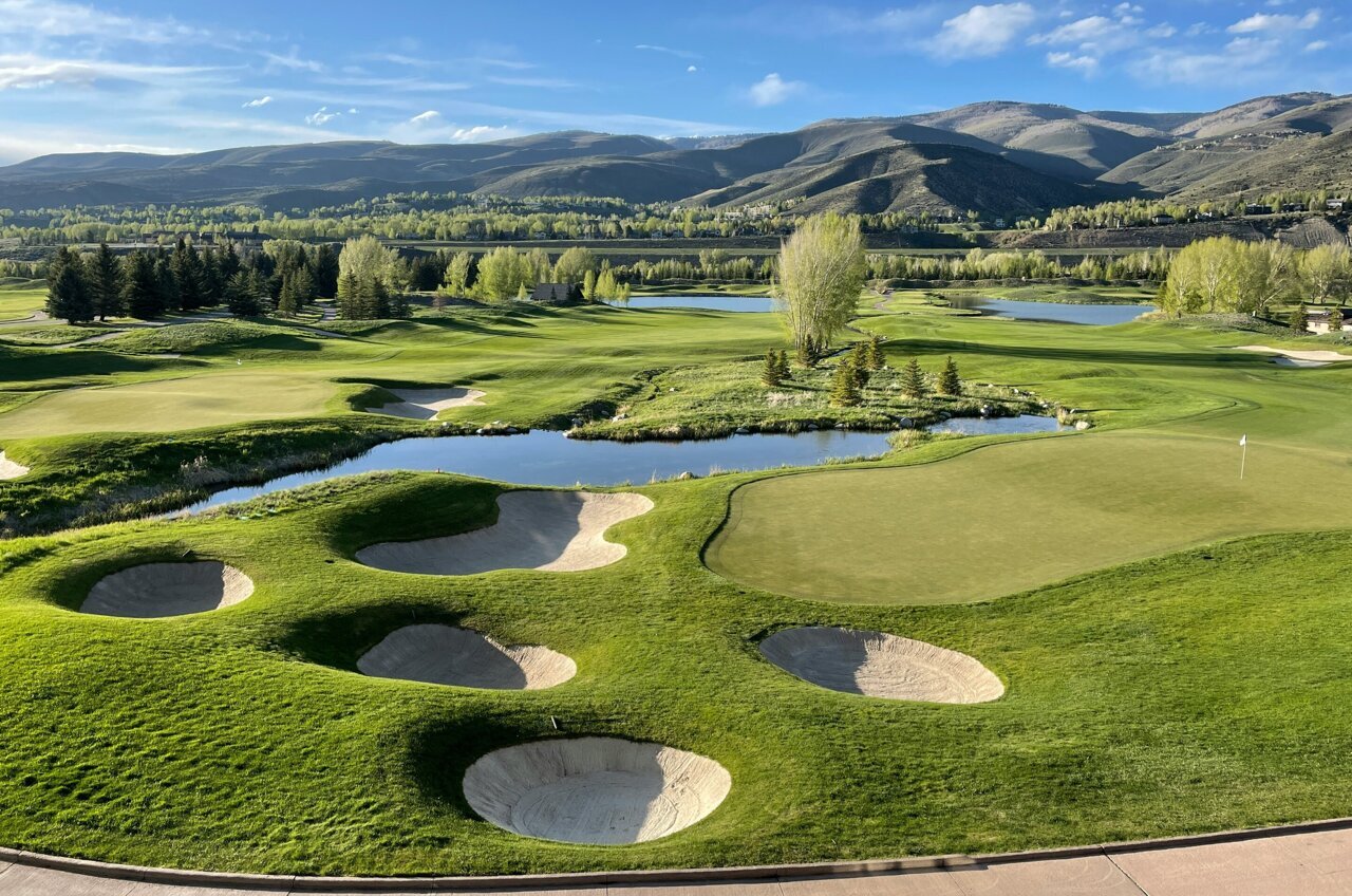 Golf course proximity linked to higher Parkinson's disease risk