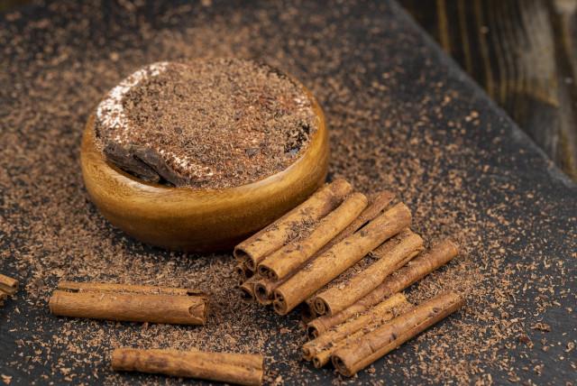 ¿Azúcar alta? Esta especia tiene 6 beneficios para bajar la glucosa ...