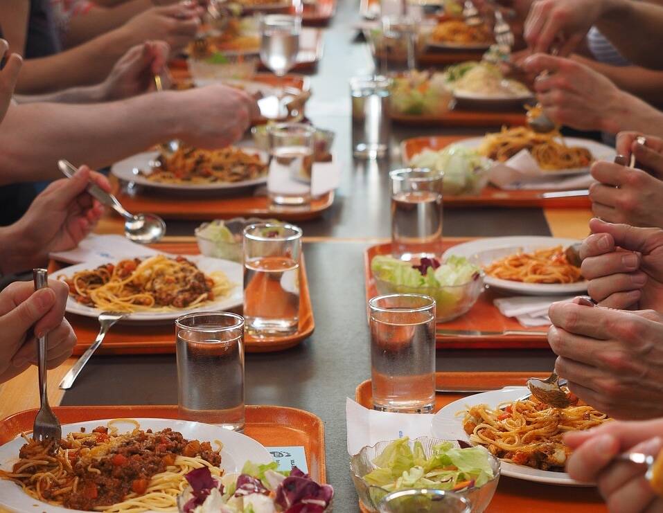 Mensa scolastica, Comune di Sarzana proroga l’affidamento a CIR Food ...