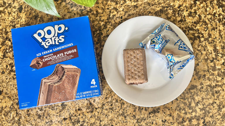 Review: Pop-Tarts' New Ice Cream Sandwiches Are A Must-Try For Any '90s Kid