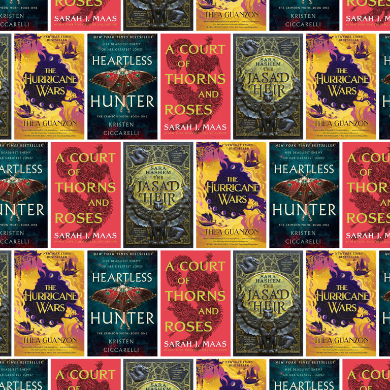 The 21 Best Romantasy Books to Read Now