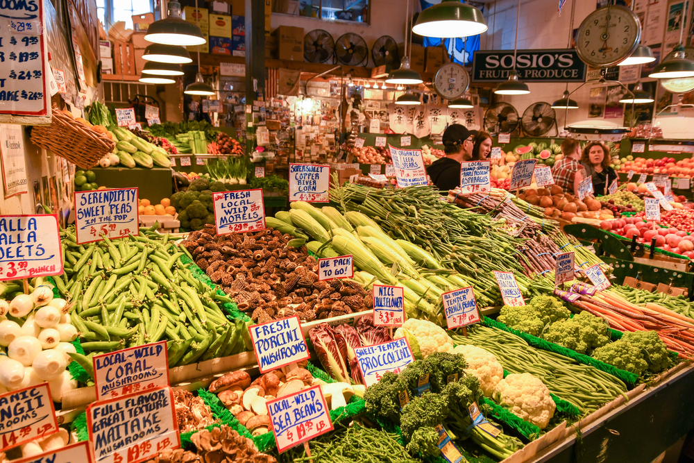 17 markets where locals actually shop daily
