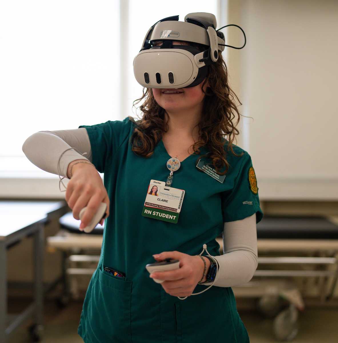Virtual Reality: UVM nursing students use VR headsets to study real ...