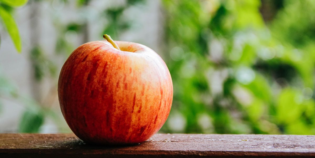 Is It Actually Healthy To Eat An Apple A Day? A Dietitian Explains
