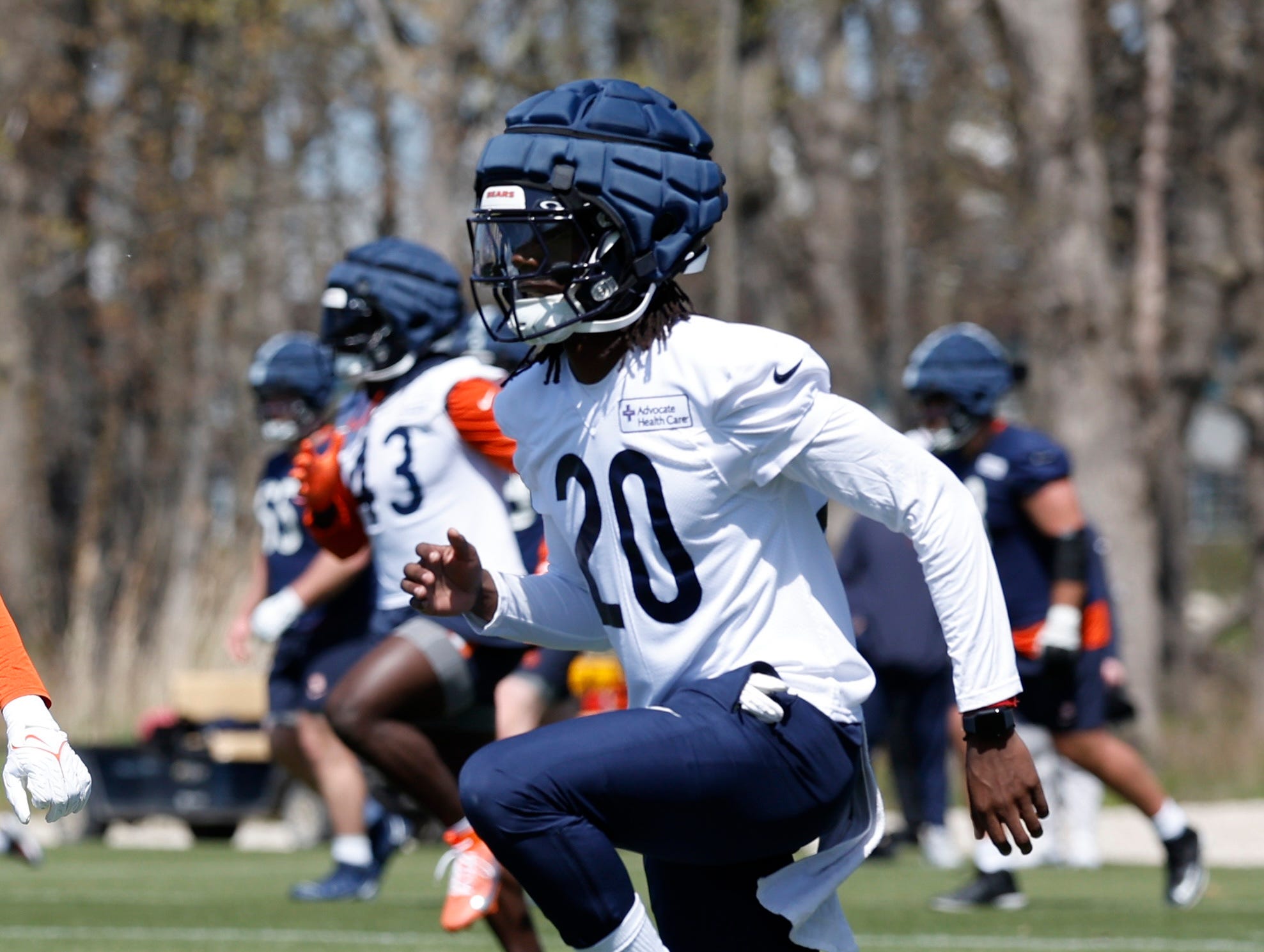 How Al Harris is already helping Bears rookie Zah Frazier