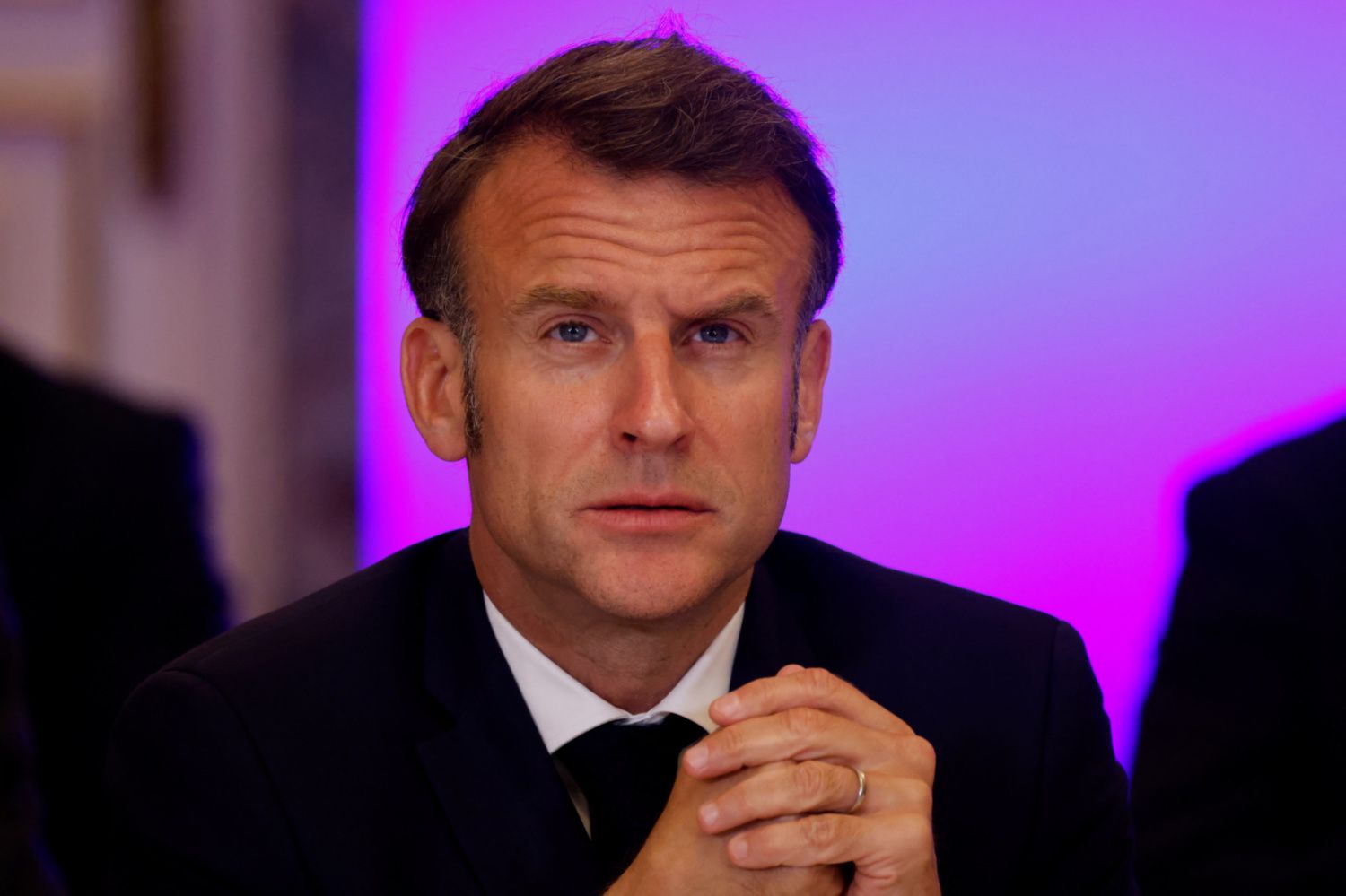 EN DIRECT - Emmanuel Macron sur TF1 : suivez l'intervention du président