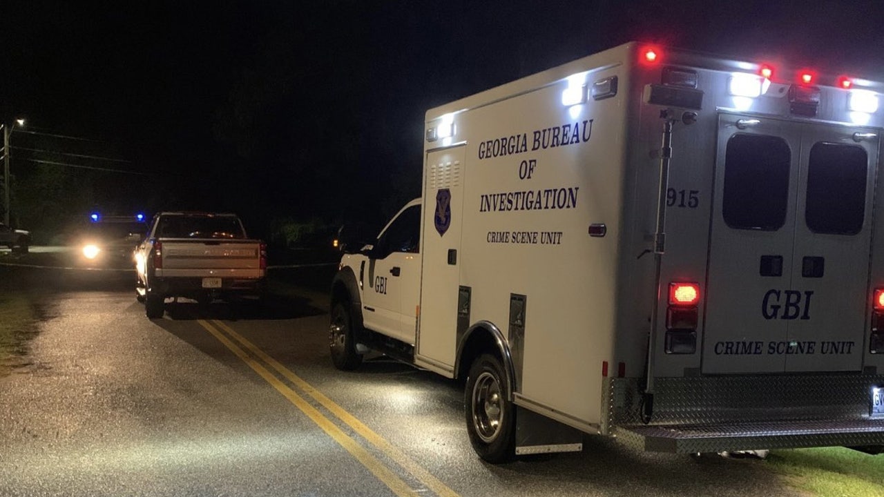 Man injured in police shootout, SWAT situation at SW Georgia home