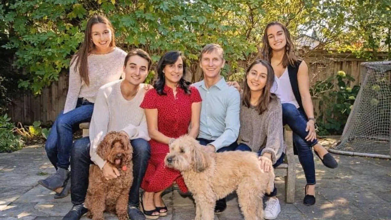 Anita Anand love and family life: How Canada's new foreign minister met ...